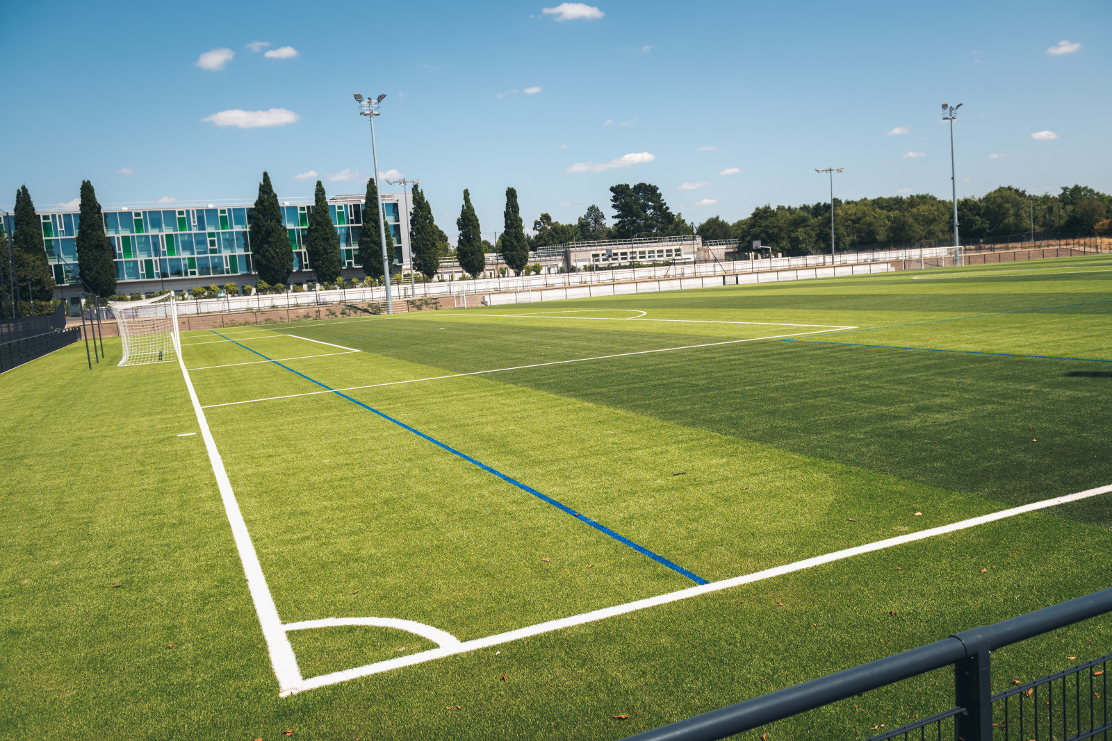[Equipement] Un nouveau terrain de foot synthétique à la Neustrie ...
